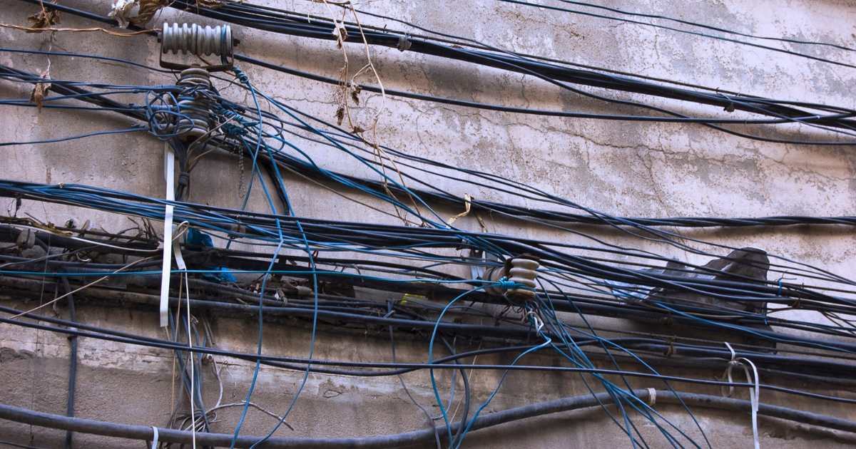 The Top Signs of Faulty Wiring in Any Building